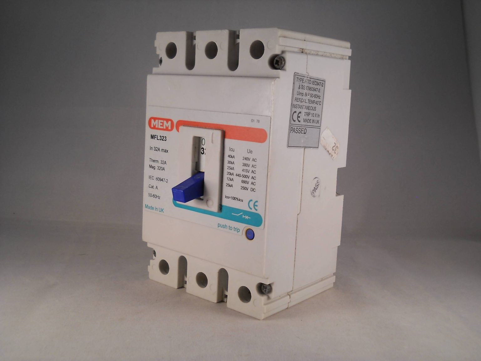 MEM MCCB 32 Amp Triple Pole 32A 3 Phase Breaker Bill TLF323 Memshield 2 ...