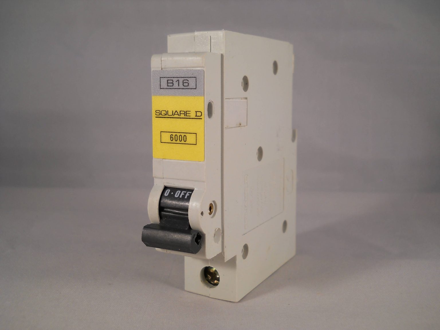 Square D QOE MCB 16 Amp Single Pole Qwikline Breaker Type B 16A ...