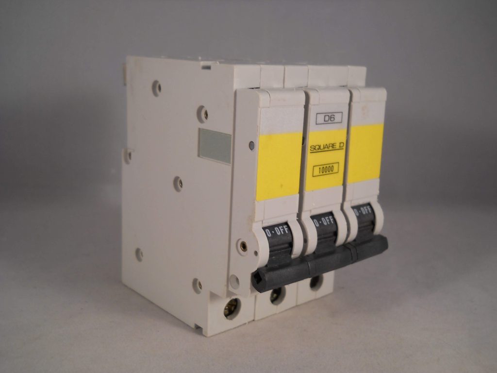 Square D QOE MCB 6 Amp Triple Pole 3 Phase Breaker Type D 6A QO306ED10 ...