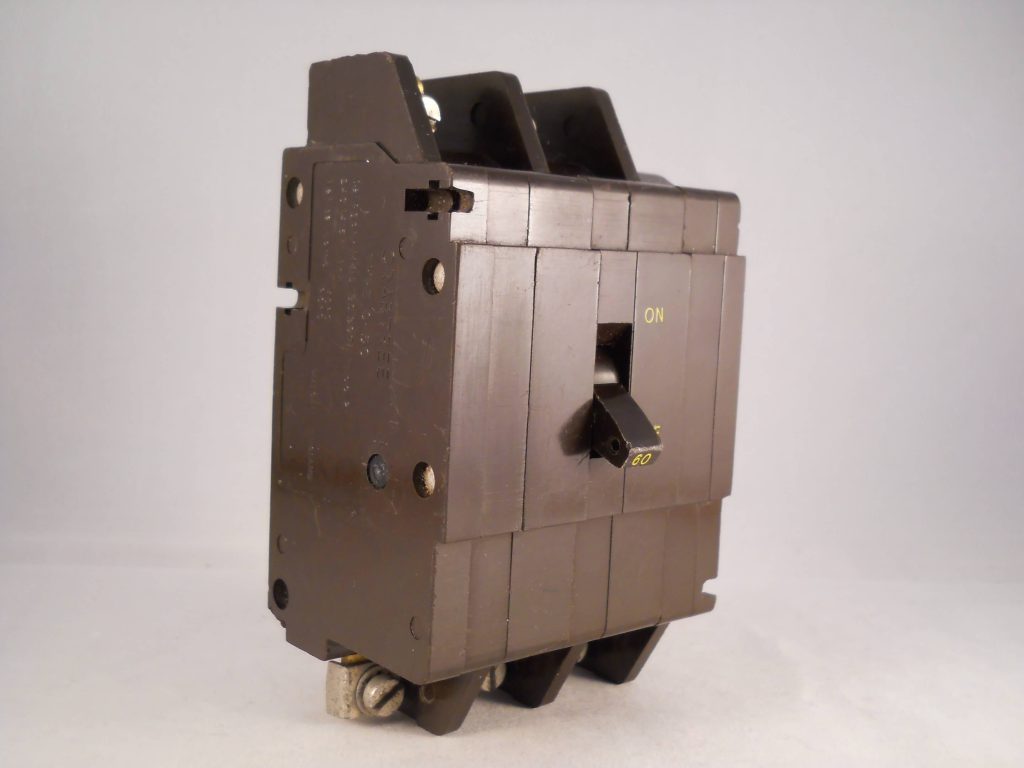 Crabtree C50 MCB 60 Amp Type C 60A Triple Pole 3 Phase Breaker C-50 53/ ...