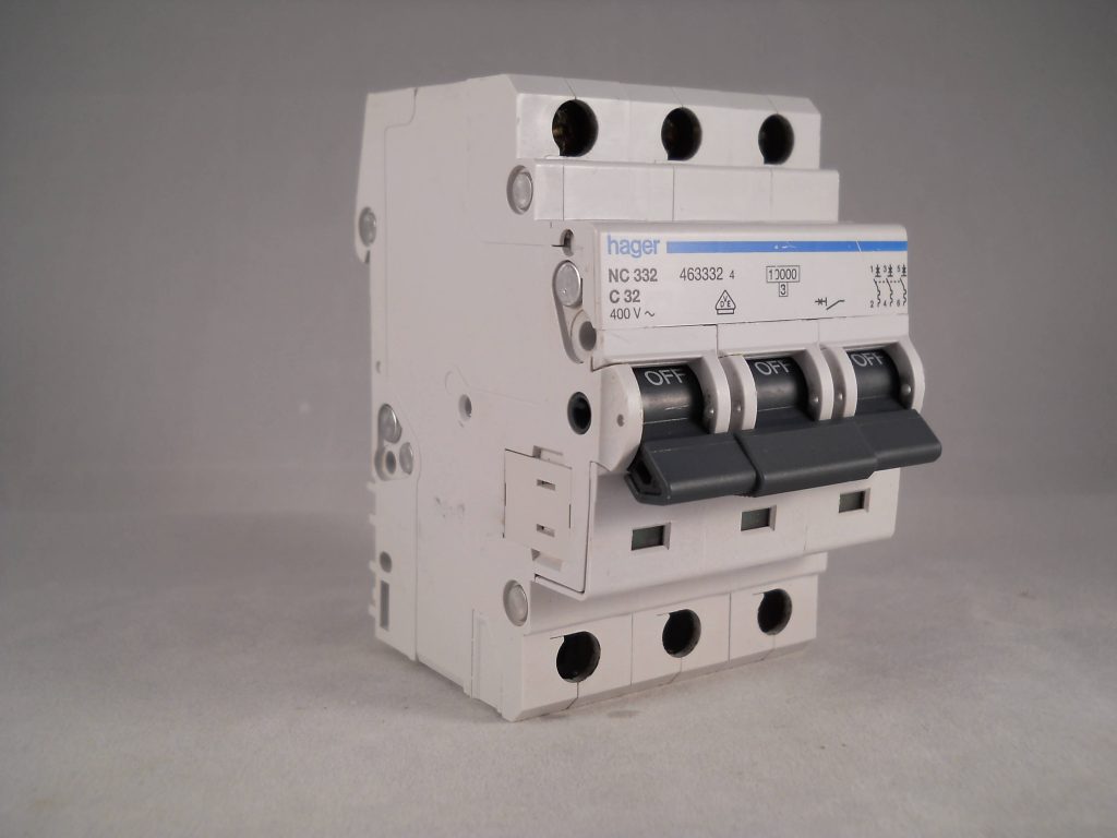Delivery - Willrose Electrical - Discontinued & Obsolete Circuit Breakers