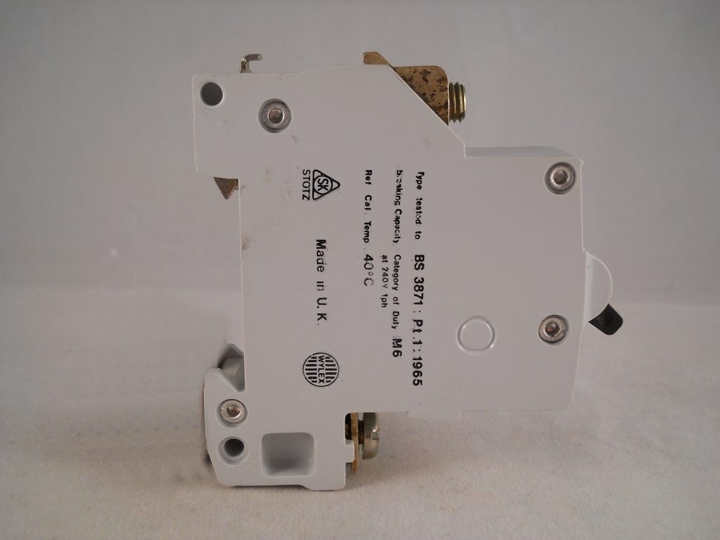 Wylex NB MCB 10 Amp M6 Type 2 Single Pole 10A Circuit Breaker Stotz ...