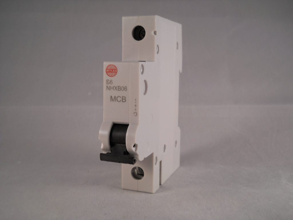 Wylex MCB 6 Amp Single Pole Circuit Breaker Type B 6A NHX NHXB06 ...