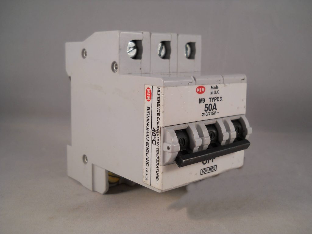 Obsolete Square D Circuit Breakers - Willrose Electrical - Discontinued ...