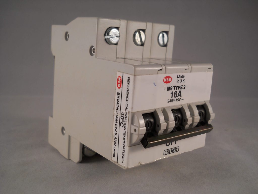 MEM MCB 16 Amp Type 2 Triple Pole 3 Phase M9 16A Memshield T163B 163MB ...