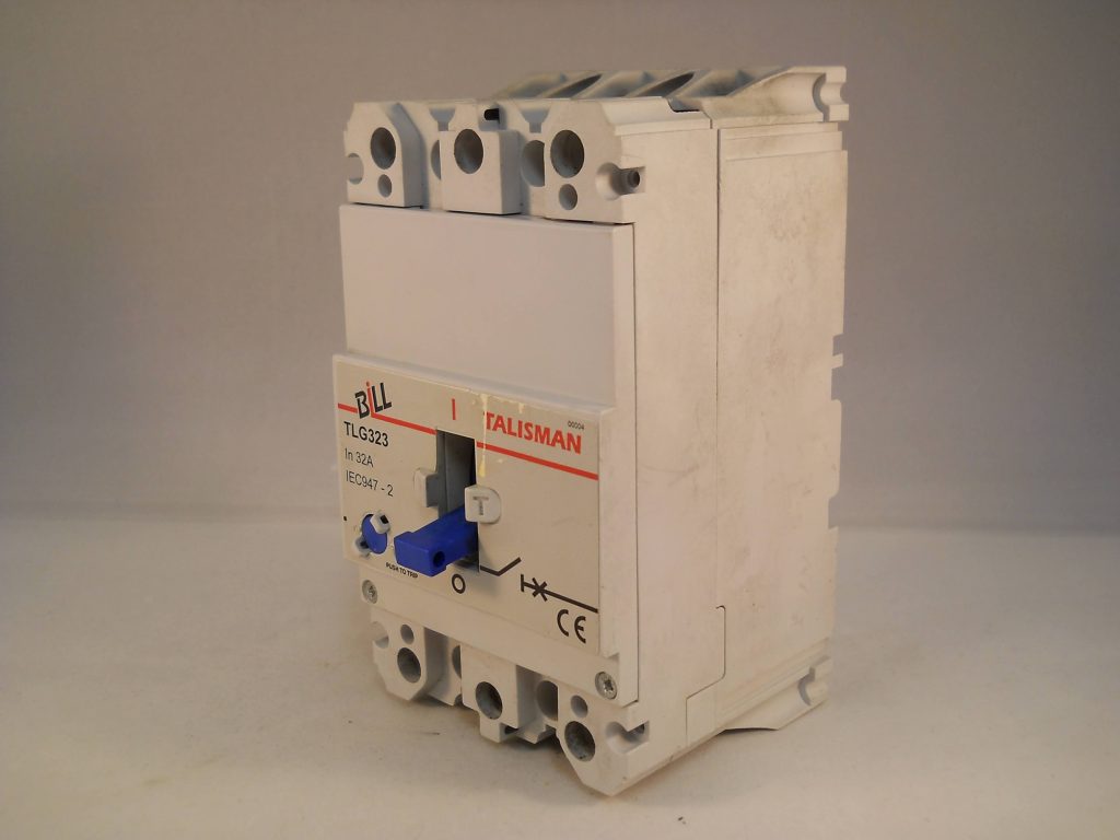 Bill MCCB 32 Amp Triple Pole 32A 3 Phase Breaker MEM MGL323 Talisman ...