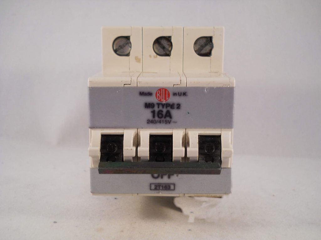 Bill MCB 16 Amp Type 2 M9 Triple Pole 3 Phase 16A Talisman MEM 163MB2 ...