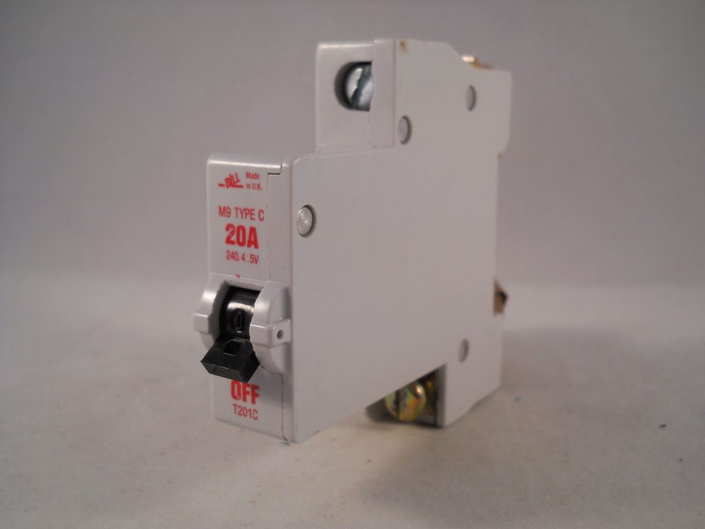Bill MCB Type C 6 Amp M9 Single Pole 20A Talisman Breaker MEM 201MB3 ...