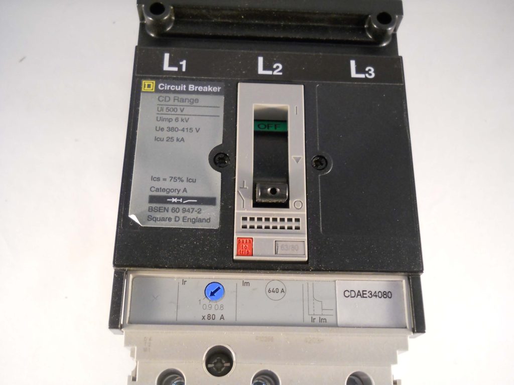 Square D MCCB 80 Amp Triple Pole 3 Phase 80A CD Range I-Line CDAE34080 ...