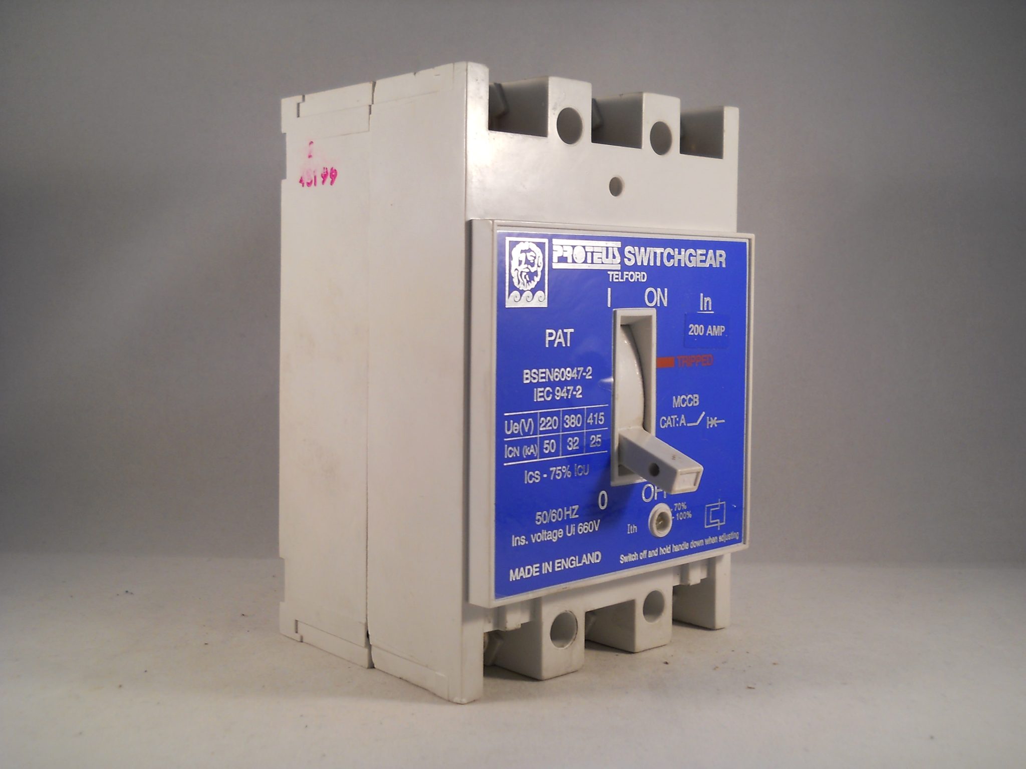 Proteus MCCB 200 Amp Triple Pole 3 Phase 200A Circuit Breaker PAT200 ...