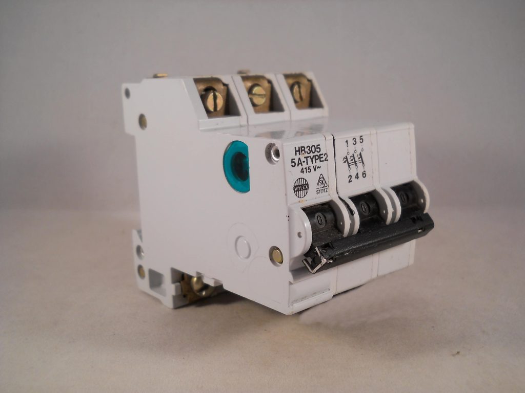 Wylex MCB 5 Amp Type 2 M9 Triple Pole 3 Phase 5A S213 Stotz Kontakt ABB ...