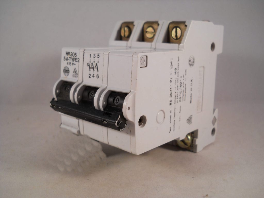 Wylex MCB 5 Amp Type 2 M9 Triple Pole 3 Phase 5A S213 Stotz Kontakt ABB ...