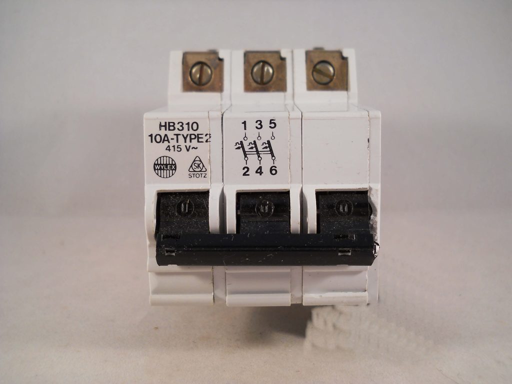 Wylex MCB 10 Amp Type 2 M9 Triple Pole 3 Phase 10A S213 Stotz Kontakt ...
