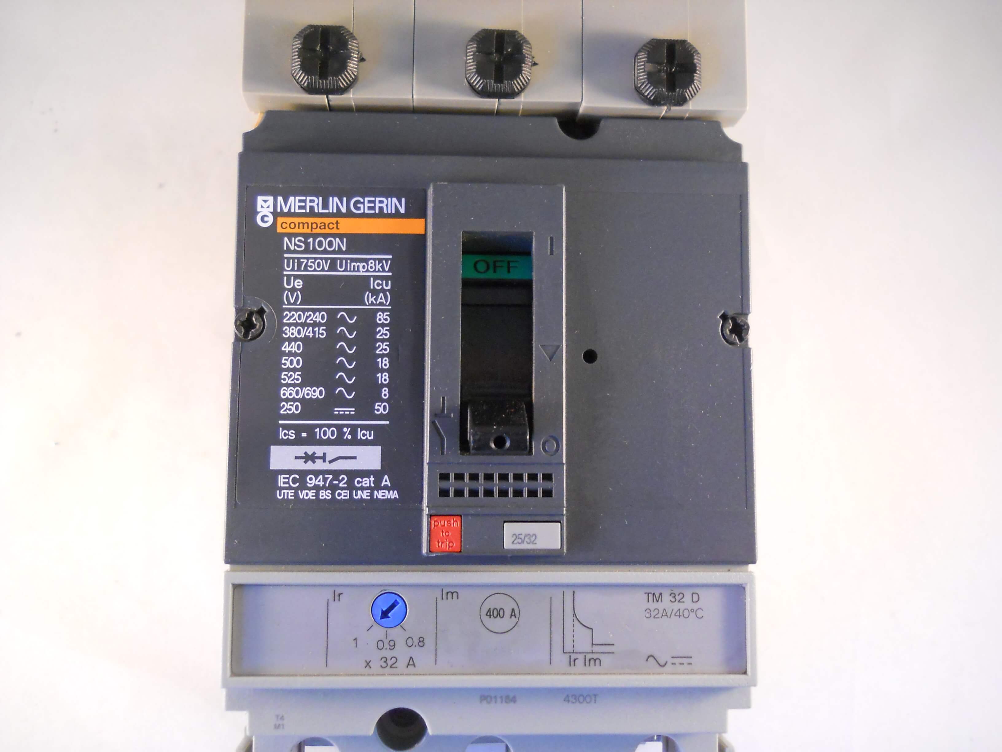Merlin Gerin MCCB 32 Amp Triple Pole Compact 32A NS100N TM32D MGP0323 ...