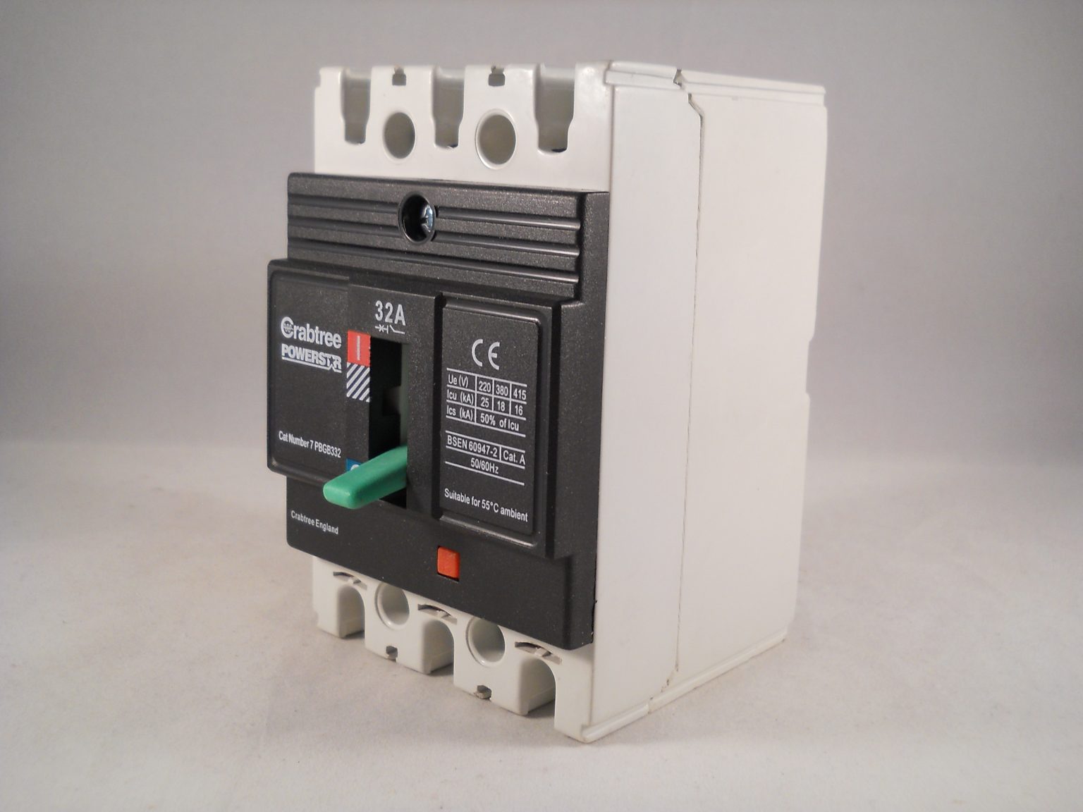 Crabtree Powerstar MCCB 32 Amp Triple Pole 3 Phase 32A G Frame 7PBGB332 ...