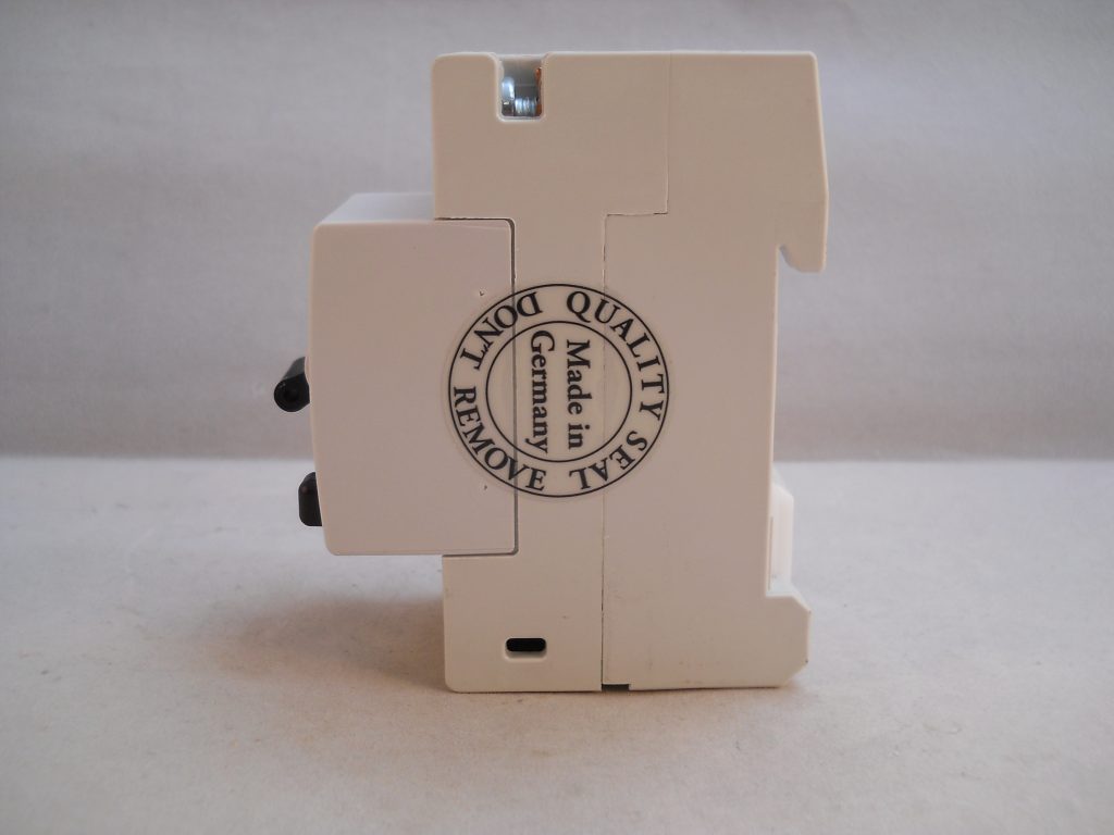 MK RCD 80 Amp 100mA Double Pole Time Delay 80A Sentry 6980S NEW ...