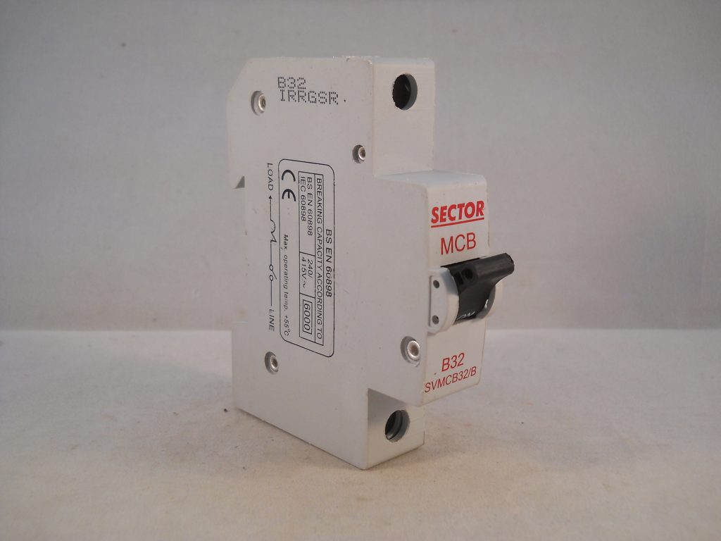 Sector MCB 32 Amp Type B 32A Single Pole Circuit Breaker SVMCB32/B ...