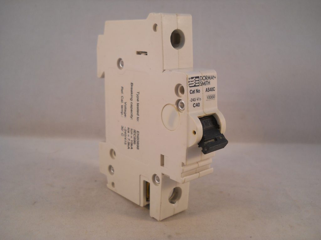 Dorman Smith MCB 40 Amp Type C 40A Single Pole Circuit Breaker AS40C ...