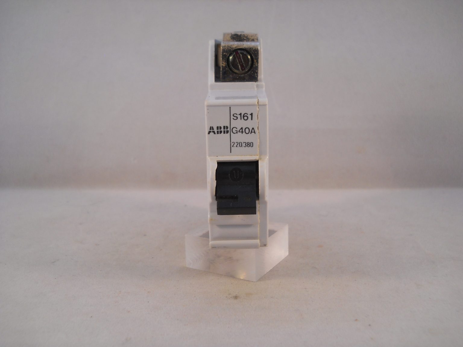 ABB MCB 40 Amp M6 Type 1 Single Pole 40A Circuit Breaker Wylex NB40 ...