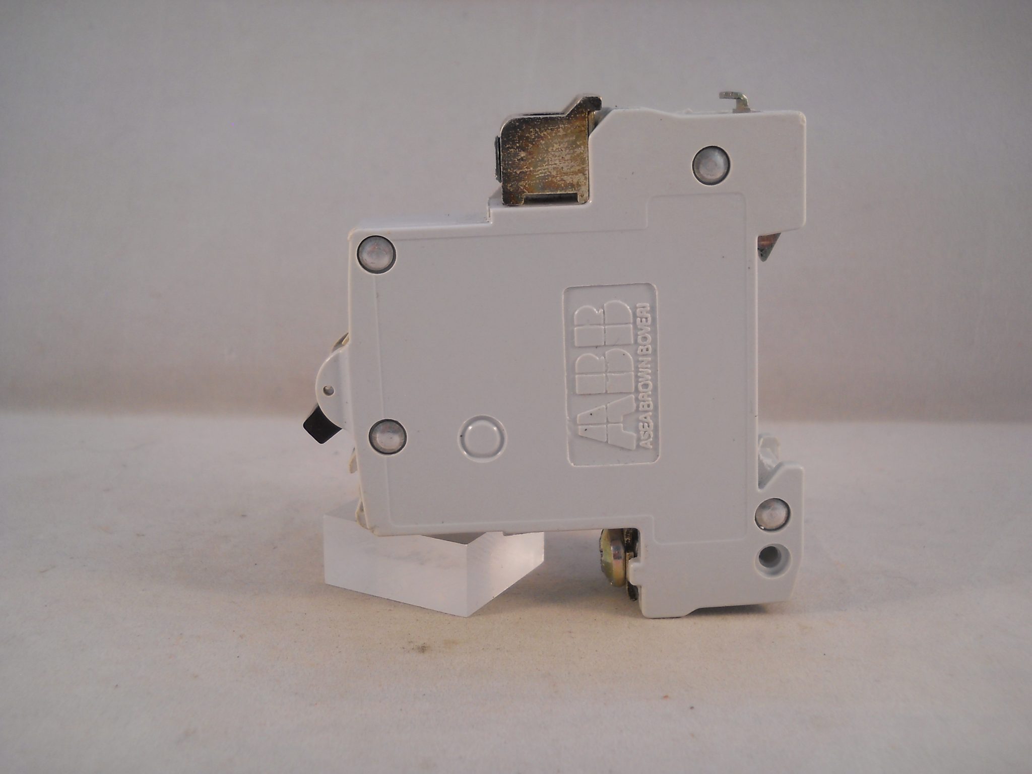 ABB MCB 40 Amp M6 Type 1 Single Pole 40A Circuit Breaker Wylex NB40 ...