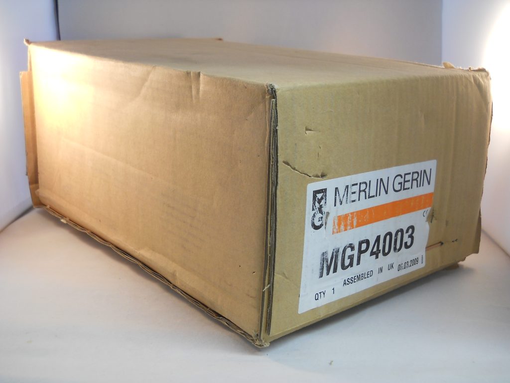 Merlin Gerin MCCB 400 Amp Triple Pole Compact 400A NS400N STR23SE ...