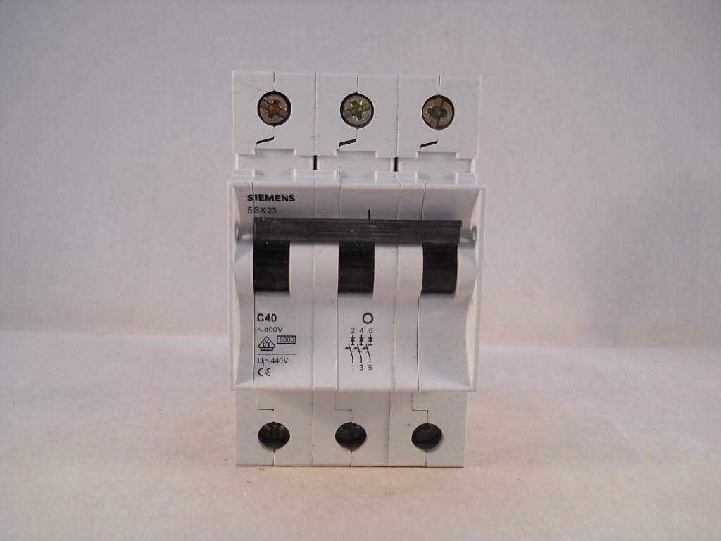 Siemens MCB 40 Amp 5SX23 Type C Triple Pole 40A 3 Phase Circuit Breaker ...
